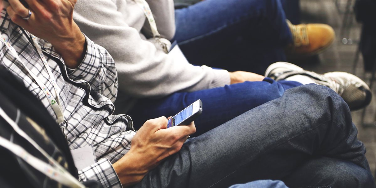 Online Political Communication