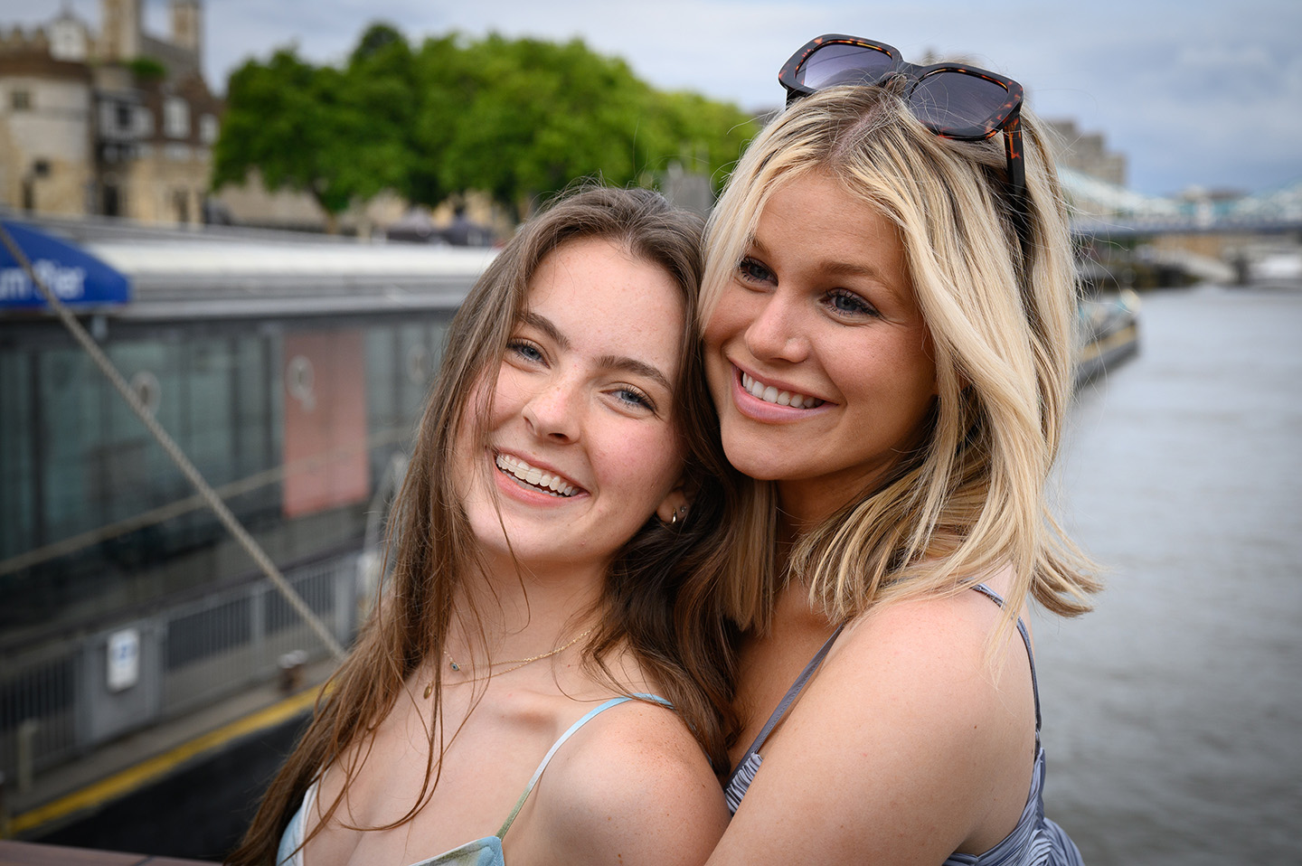 Discover London and beyond and make life-long friends 🍦 💂‍♂️ | LSE ...